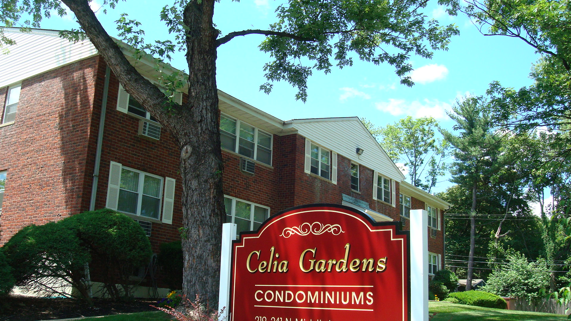 Welcome to Celia Gardens in Rockland County. Condos for sale on North ...