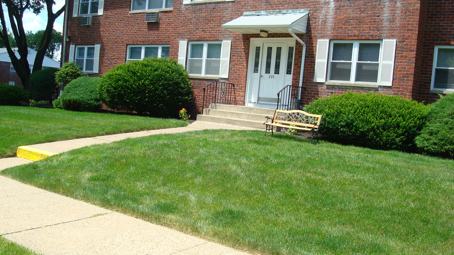 Celia Gardens Pearl River condos in Rockland County real estate market ...